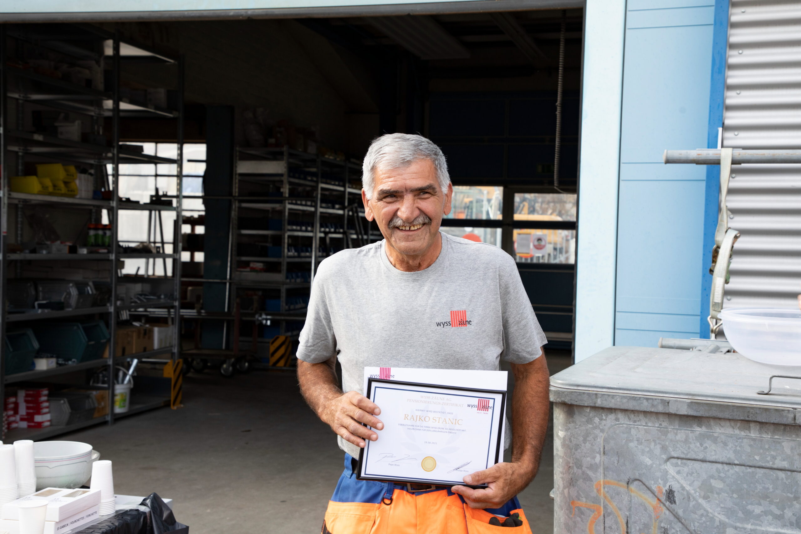 Nach nun mehr als 9 Jahren wird Herr Rajko Stanic pensioniert – Wyss Zäune